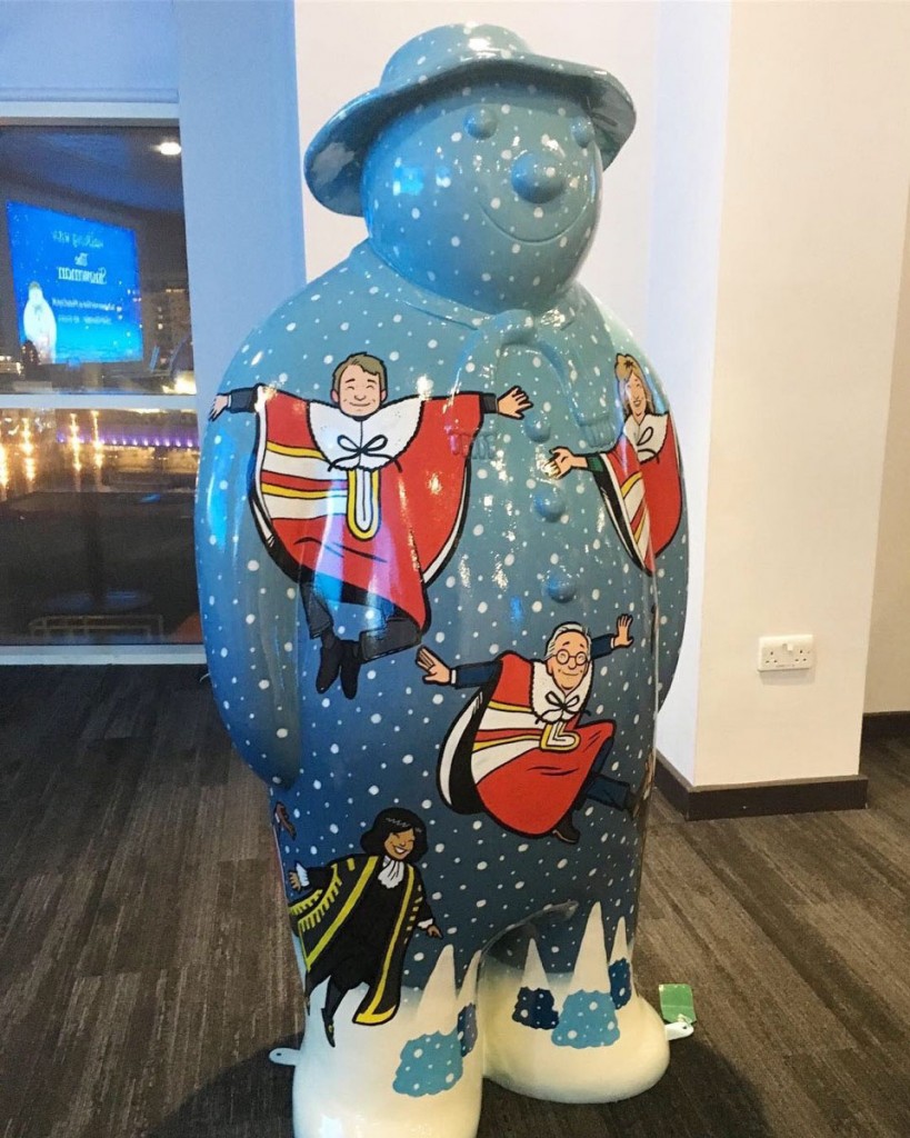 Walking With The Snowman – The Hammo